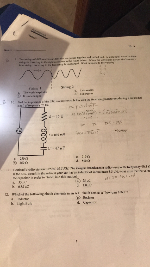 Solved Id A 9 Two Strings Of Different Linear Densities