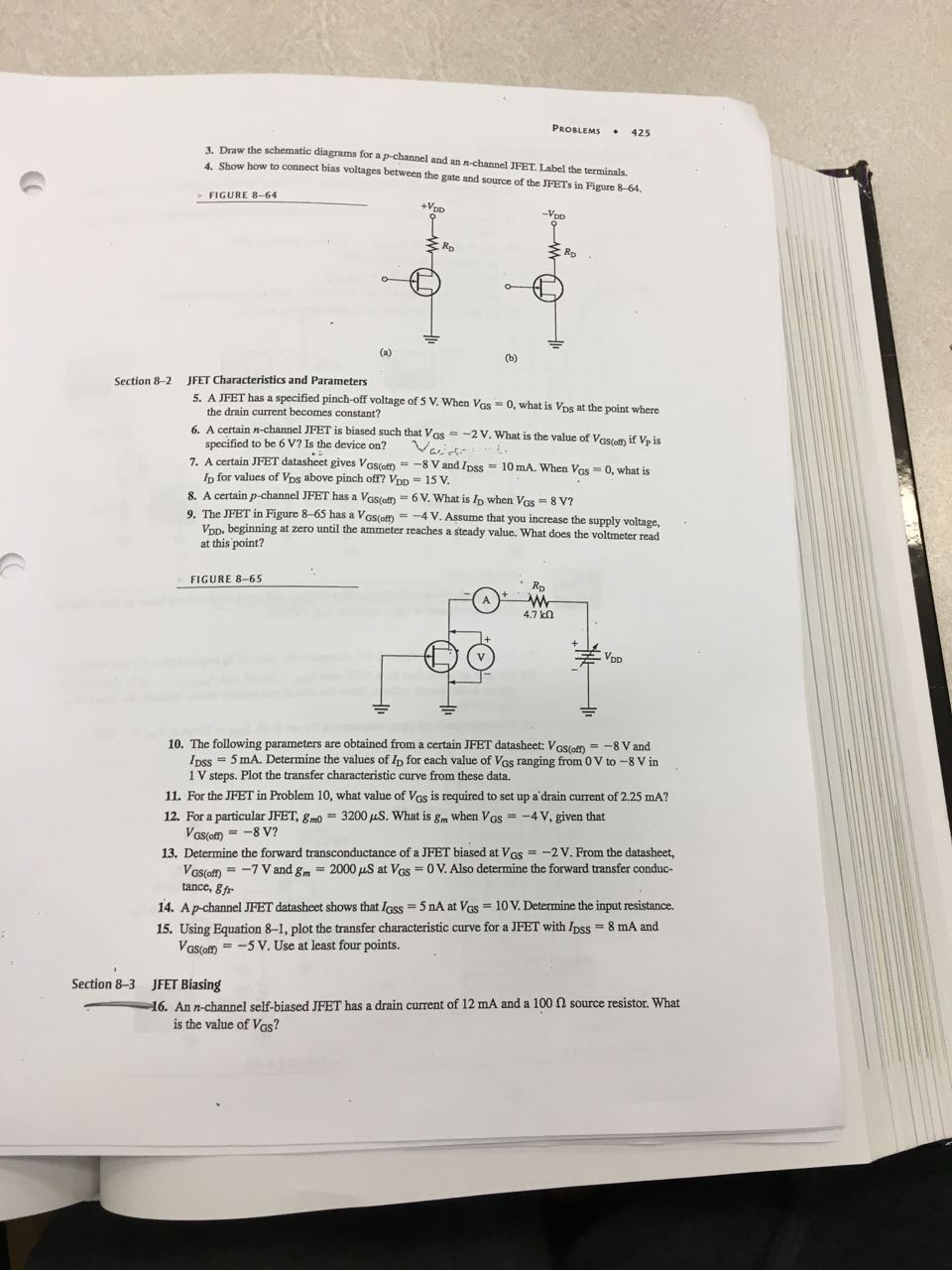 Solved PROBLEMS427 24. Graphically determine the Q-point for | Chegg.com