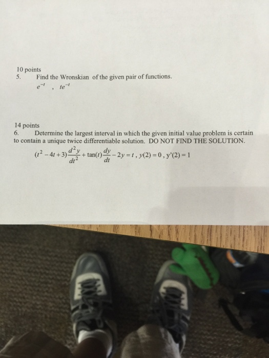 Solved Find the Wronskian of the given pair of functions. | Chegg.com