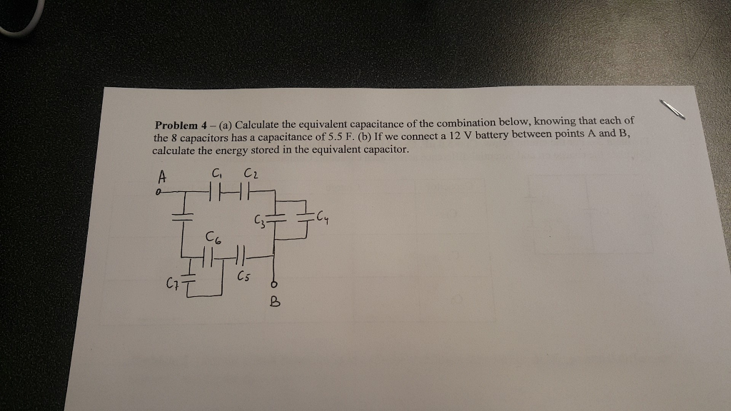 Solved Problem 4-(a) Calculate the equivalent capacitance of | Chegg.com