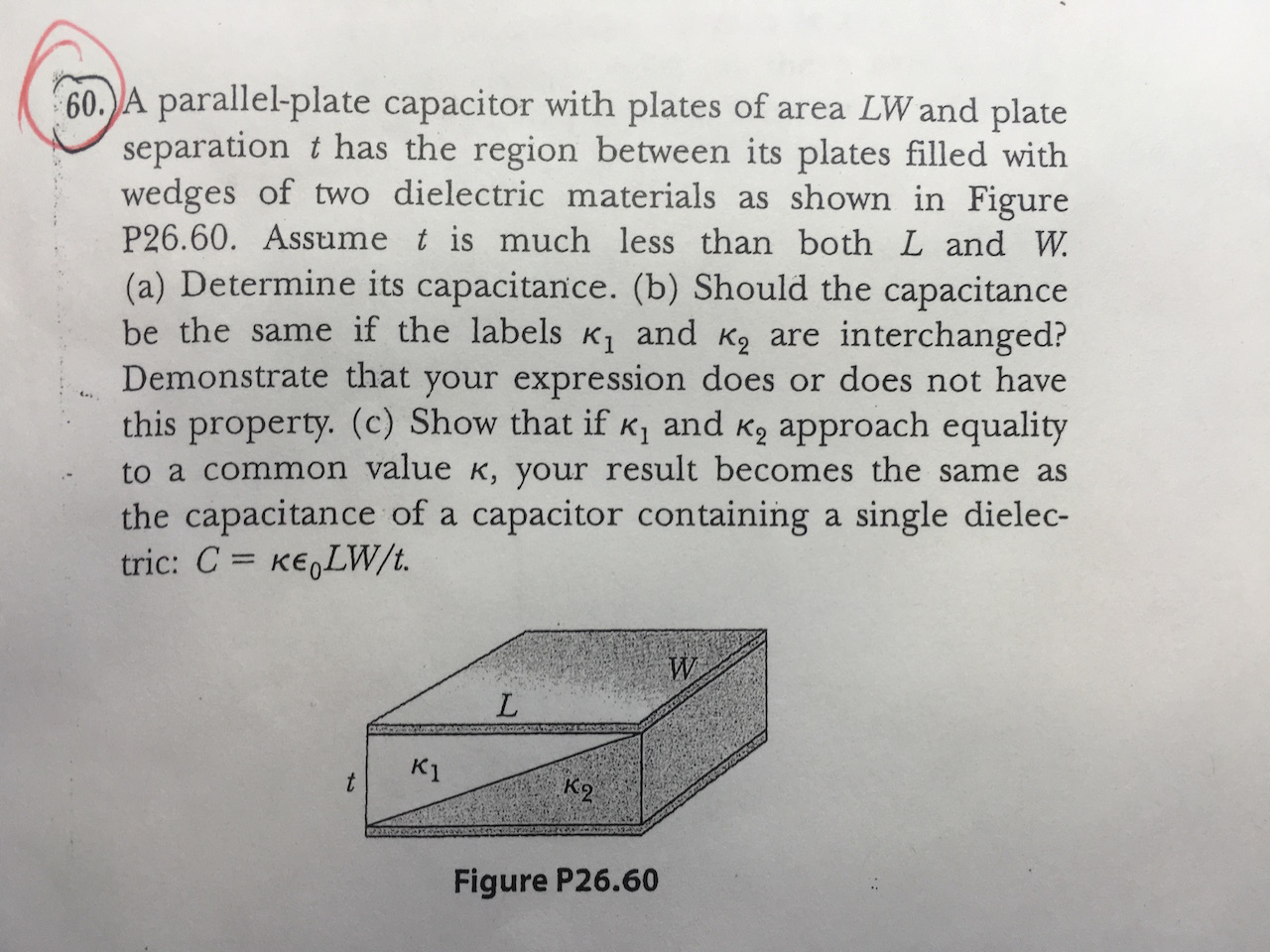 Solved A parallel-plate capacitor with plates of area LW and | Chegg.com