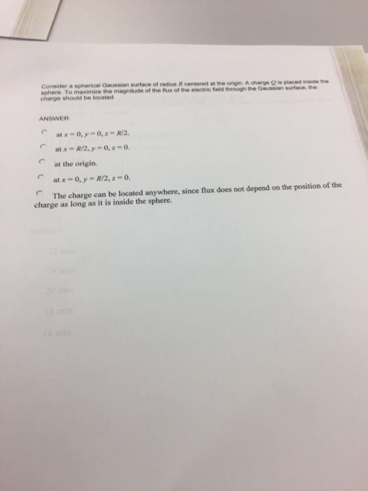 Solved Consider a spherical Gaussian surface of radius R | Chegg.com