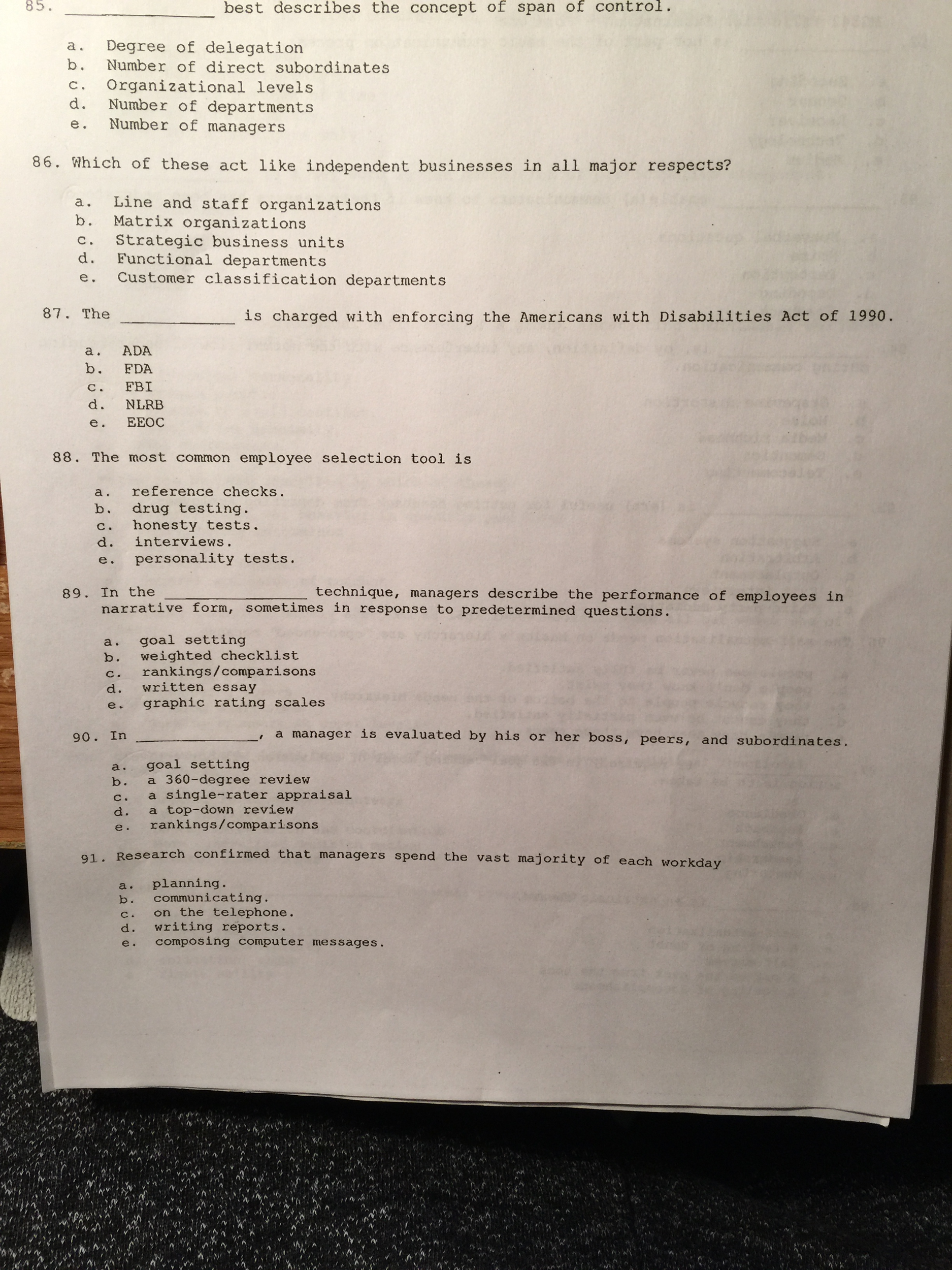 Solved Best describes the concept of span of control. Degree | Chegg.com