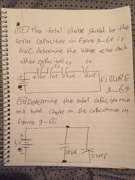 Solved The total charge stored by the series capacitors in | Chegg.com