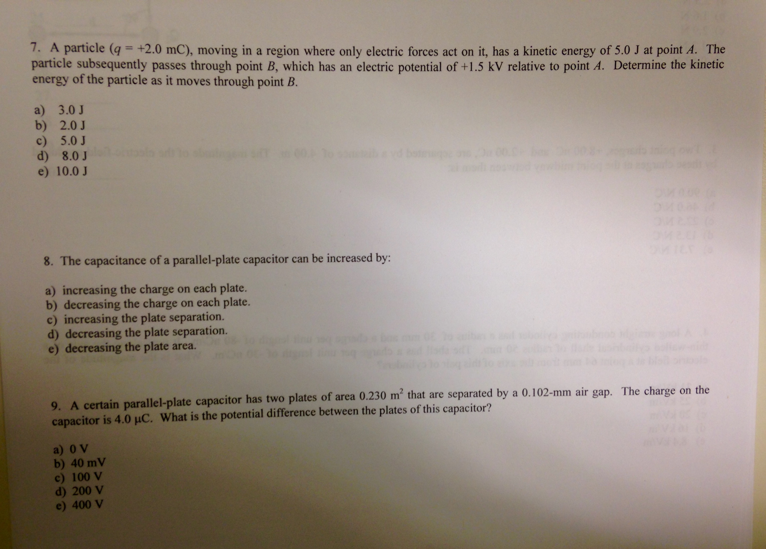 Solved 7. A particle (g = +2.0 mC), moving in a region where | Chegg.com