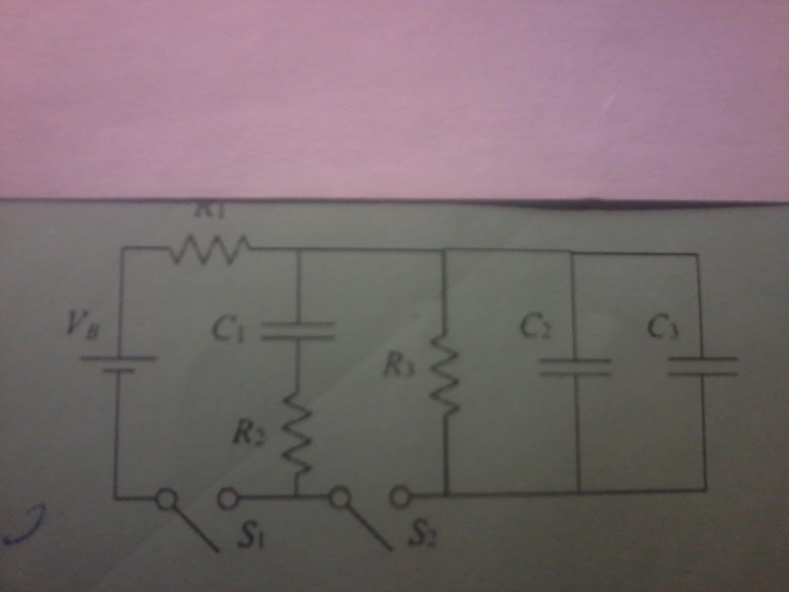 Solved The switches S1 and S2 in the figure are initially | Chegg.com