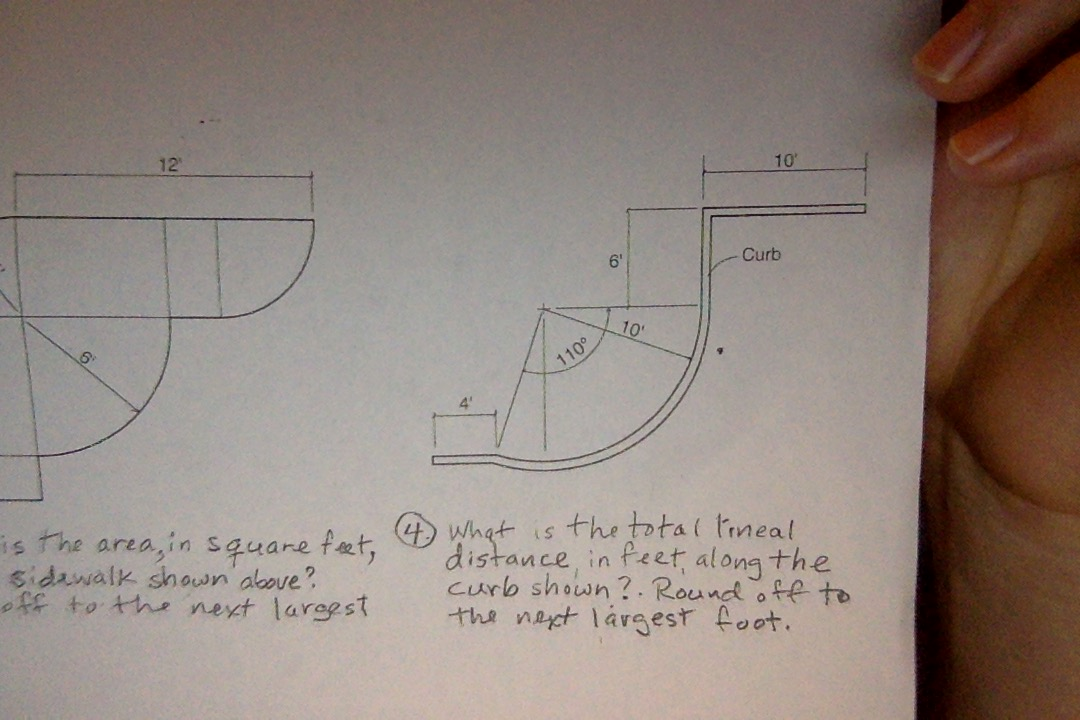 Solved What is the total lineal distance in feet, along | Chegg.com