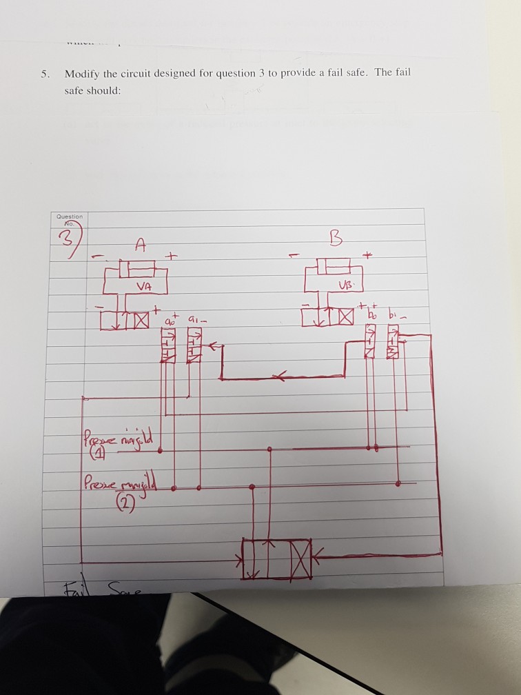 Solved Modify the circuit designed for question 3 to provide | Chegg.com